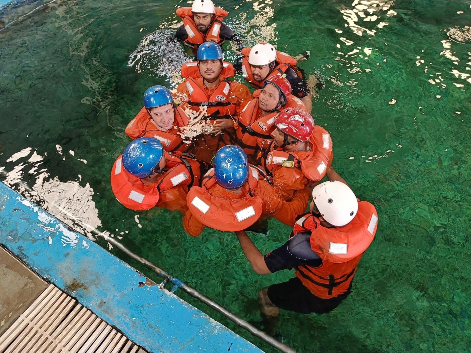 אימון בטיחות (BOSIET) באגן Krishna Godavari בהודו - מודקון מערכות